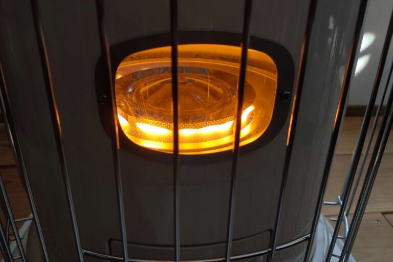 大満足！とっても温かい「コロナ石油ストーブ」対流式 SL-6623(W) | カジトラ